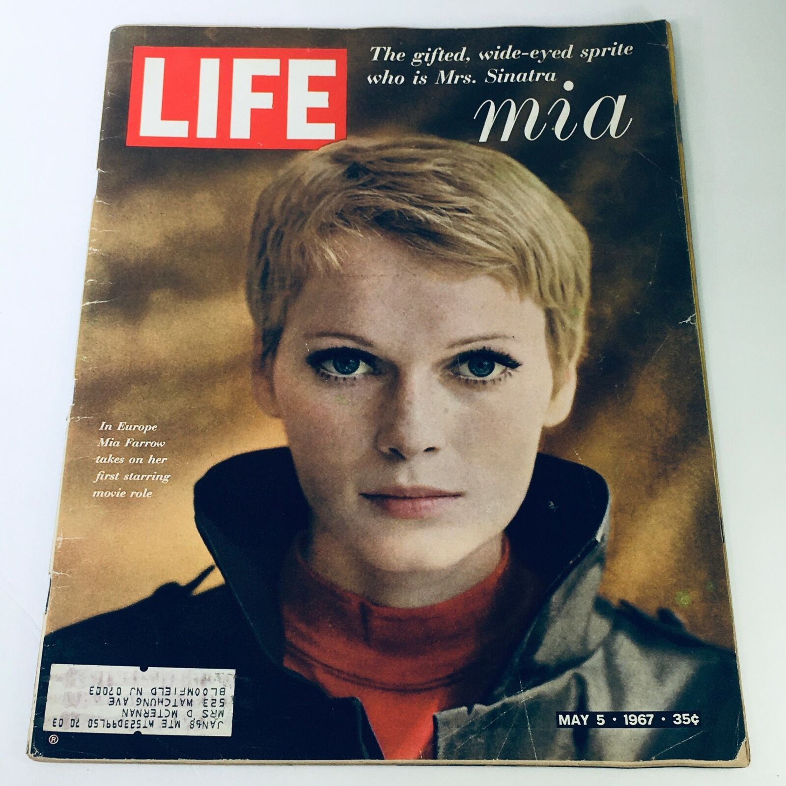 VTG Life Magazine May 5 1967 - Mia Farrow Takes On Her 1st Starring Mo